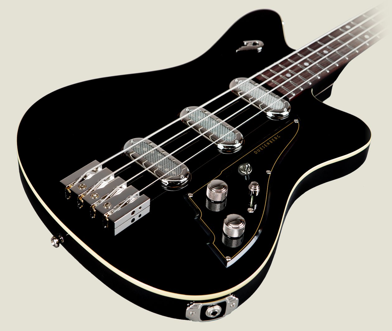 Triton Bass | DUESENBERG GUITARS